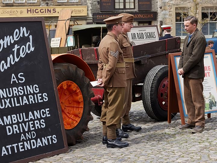 Amazon.com: All Creatures Great and Small - Season 3 : Nicholas Ralph ...