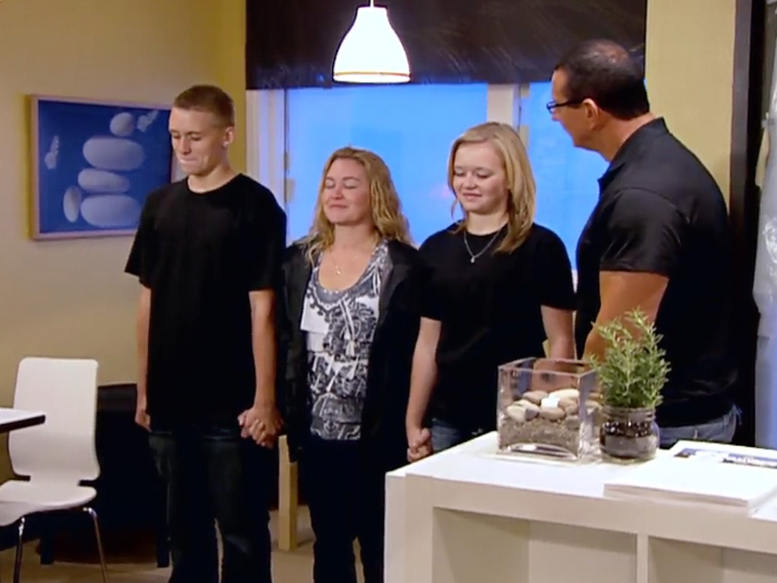 Prime Video: Restaurant: Impossible - Season 2