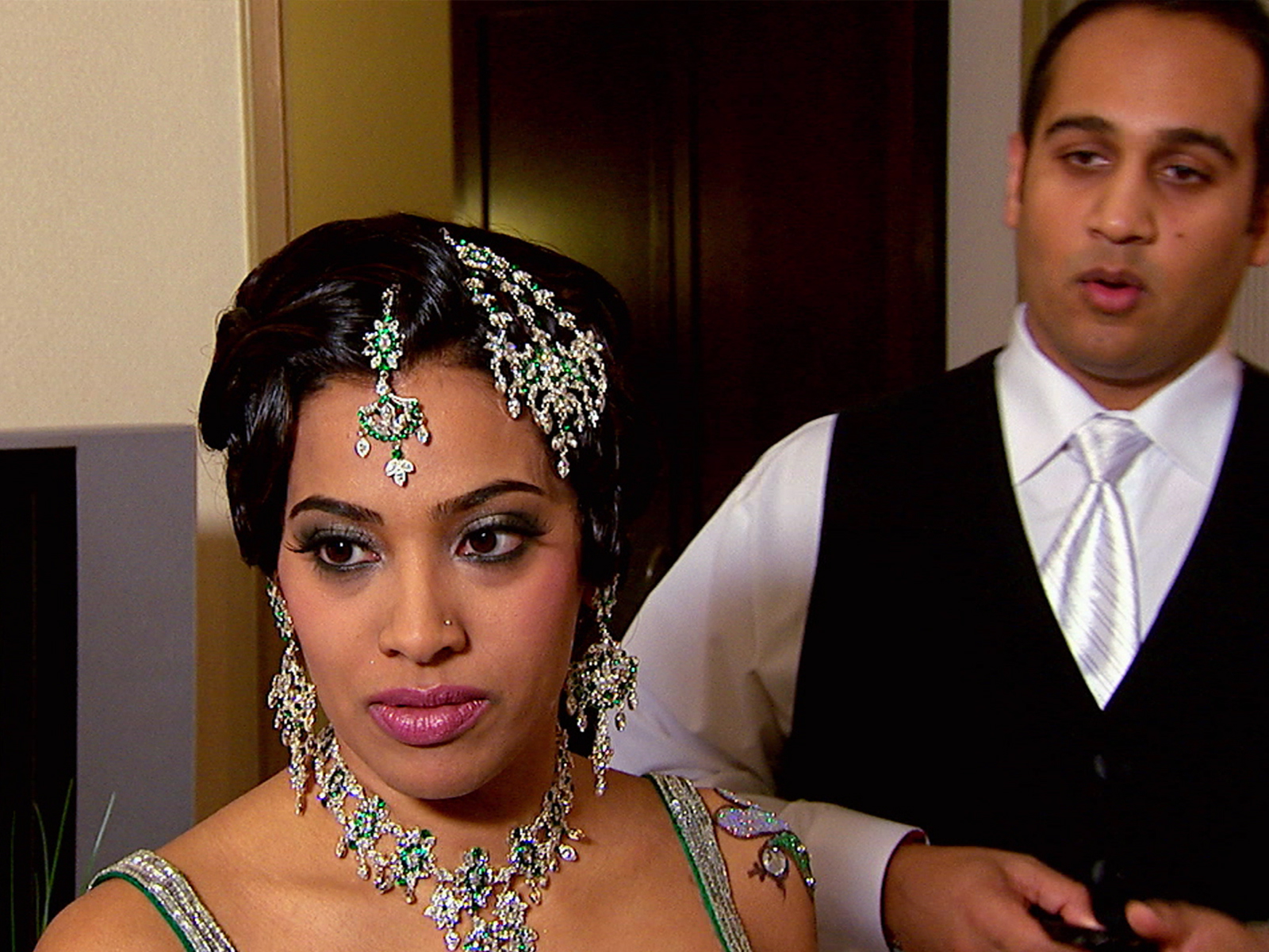 Prime Video: Rich Bride, Poor Bride