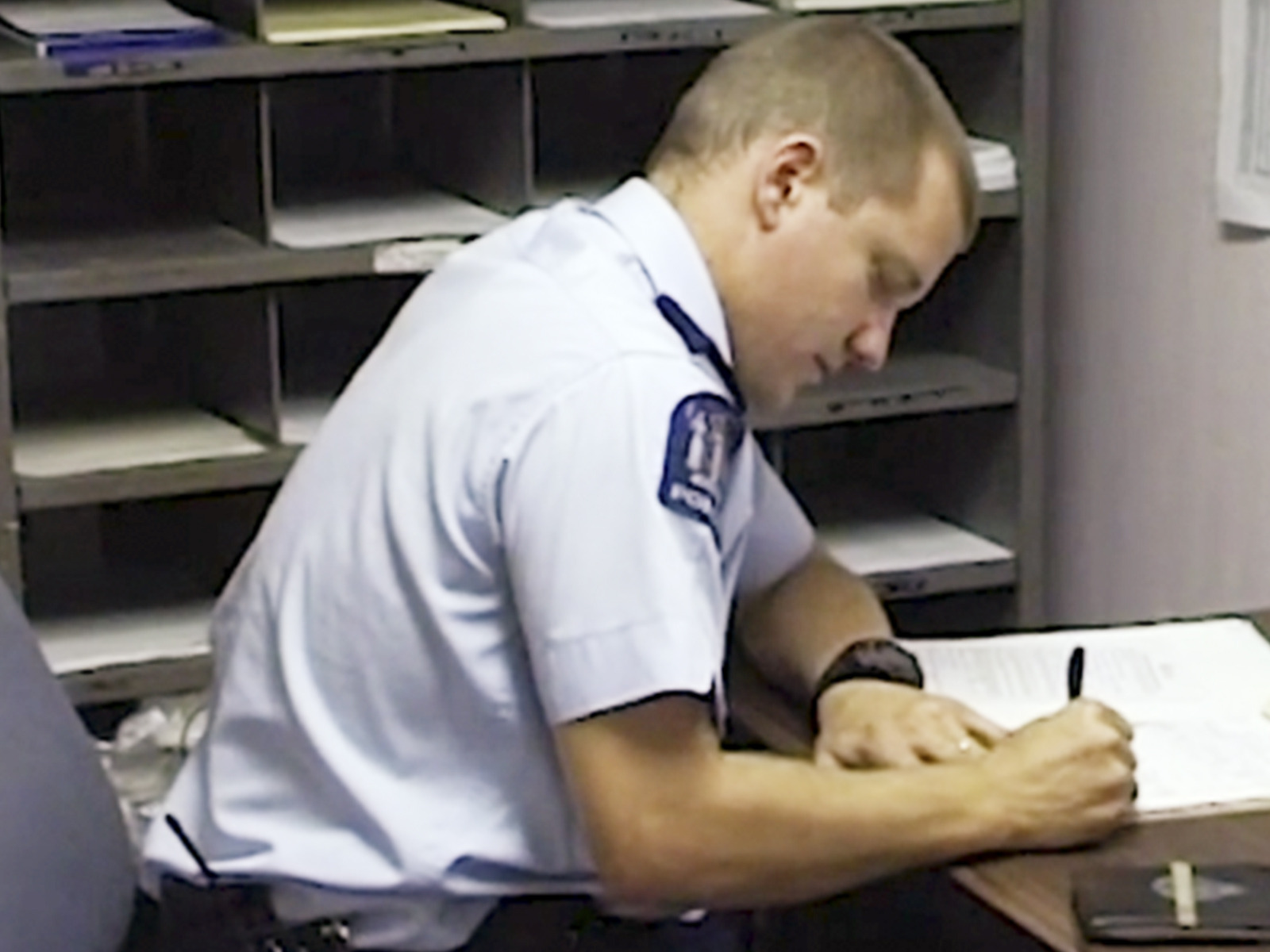 Prime Video: Police Ten 7