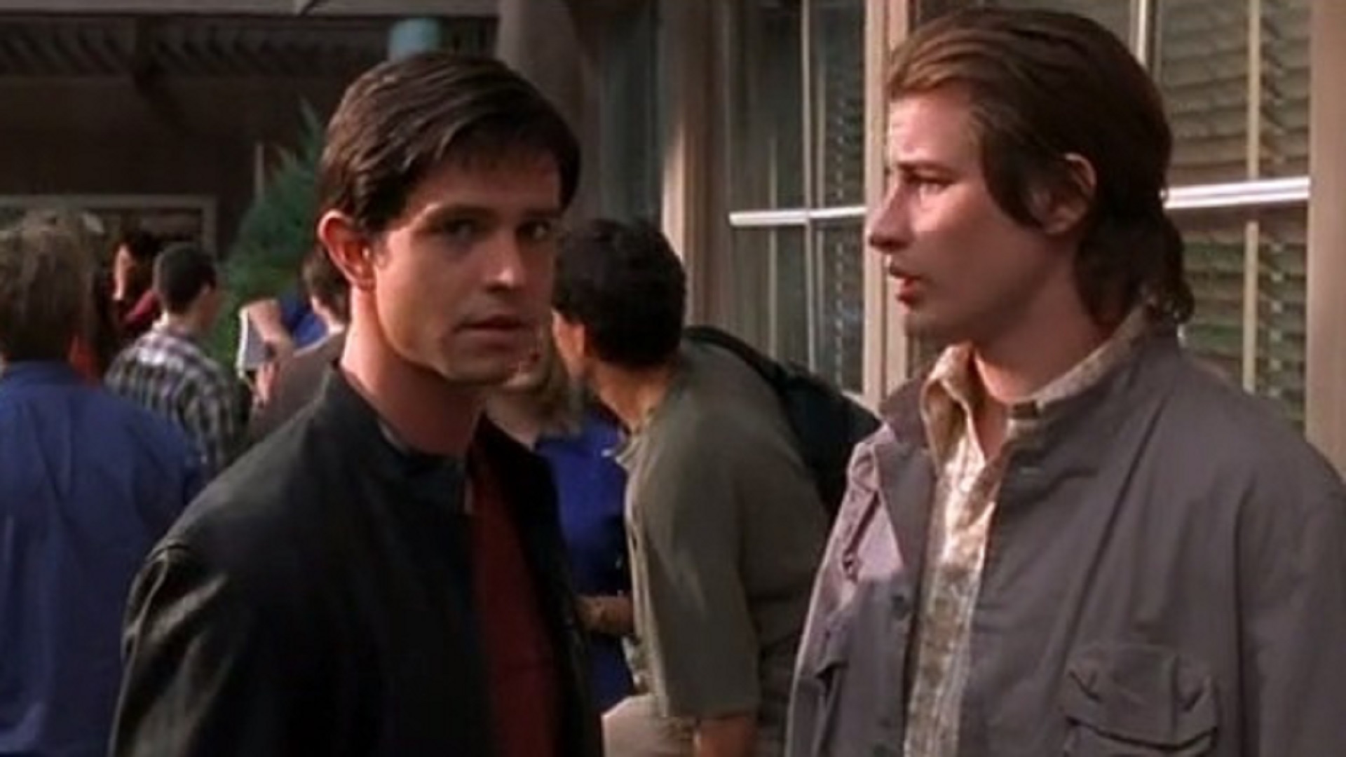Prime Video: Roswell - Season 2
