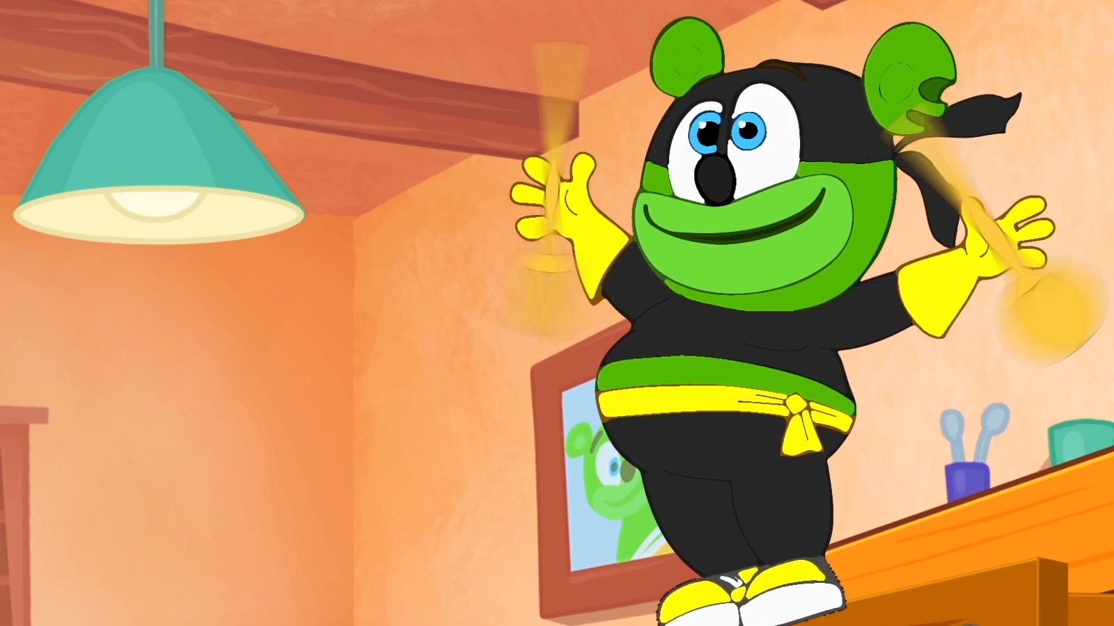 Amazon.com: Gummy Bear - Gummy Ninja Time : Gummybear International Inc ...