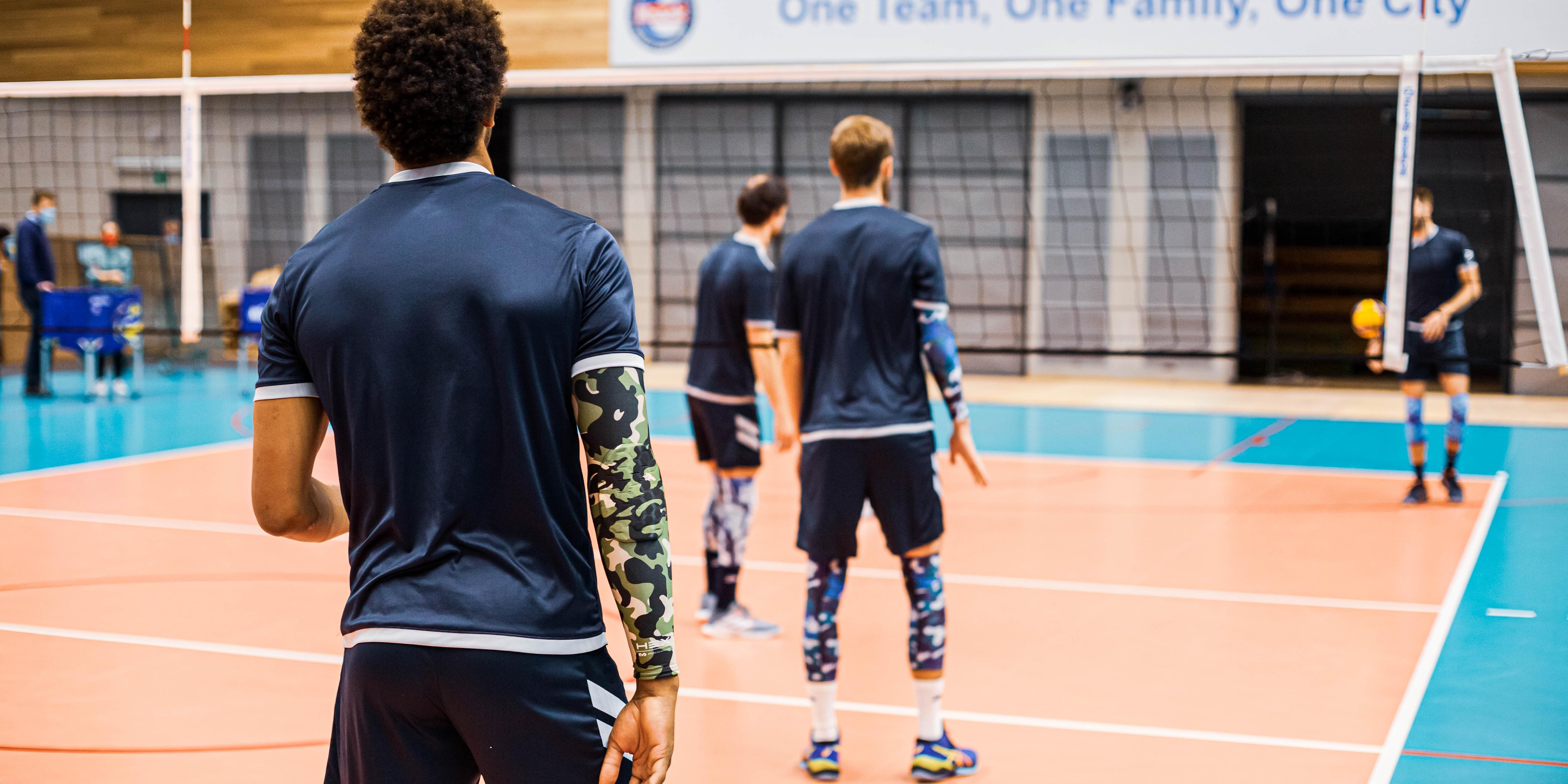 Amazon.de: McDavid: Volleyball