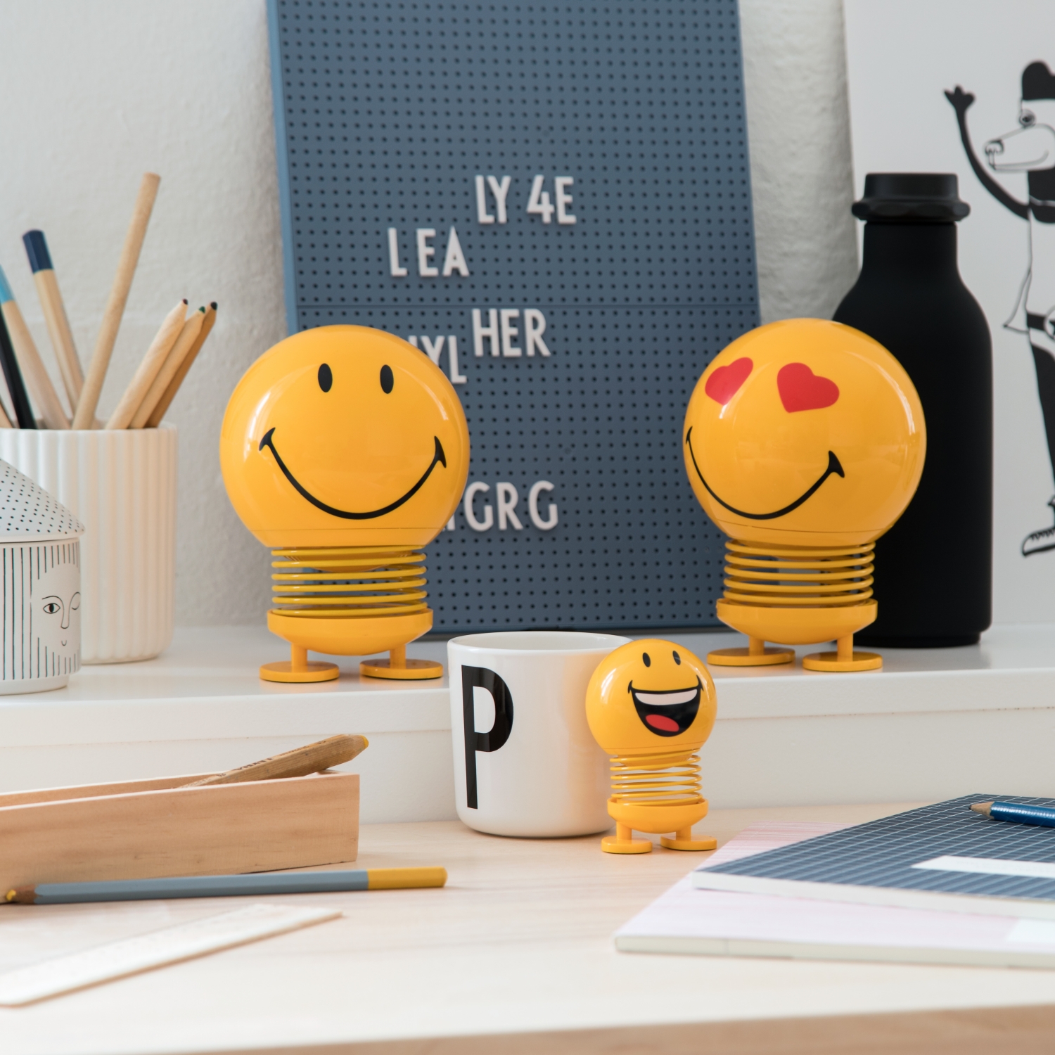 Amazon.de: Hoptimist: Smiley-Welt