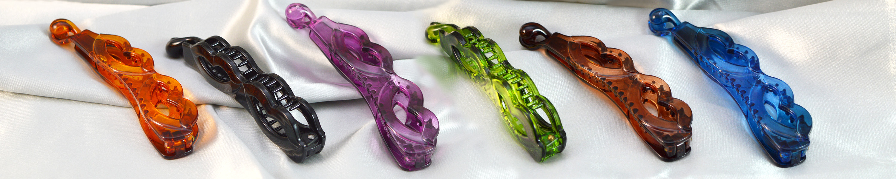 Amazon.in: Visit the SARAH: Banana Clip