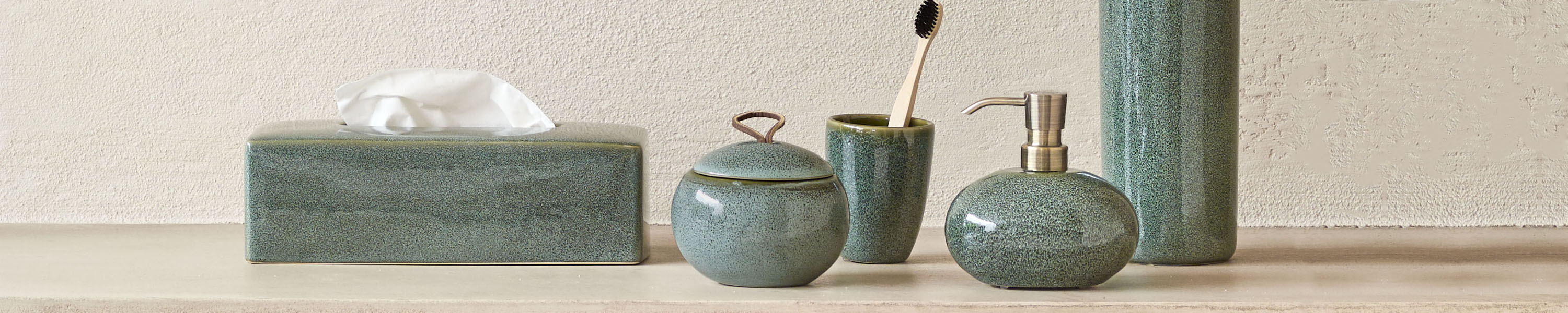 Amazon.fr: AQUANOVA BATH ESSENTIALS: ACCESSOIRES