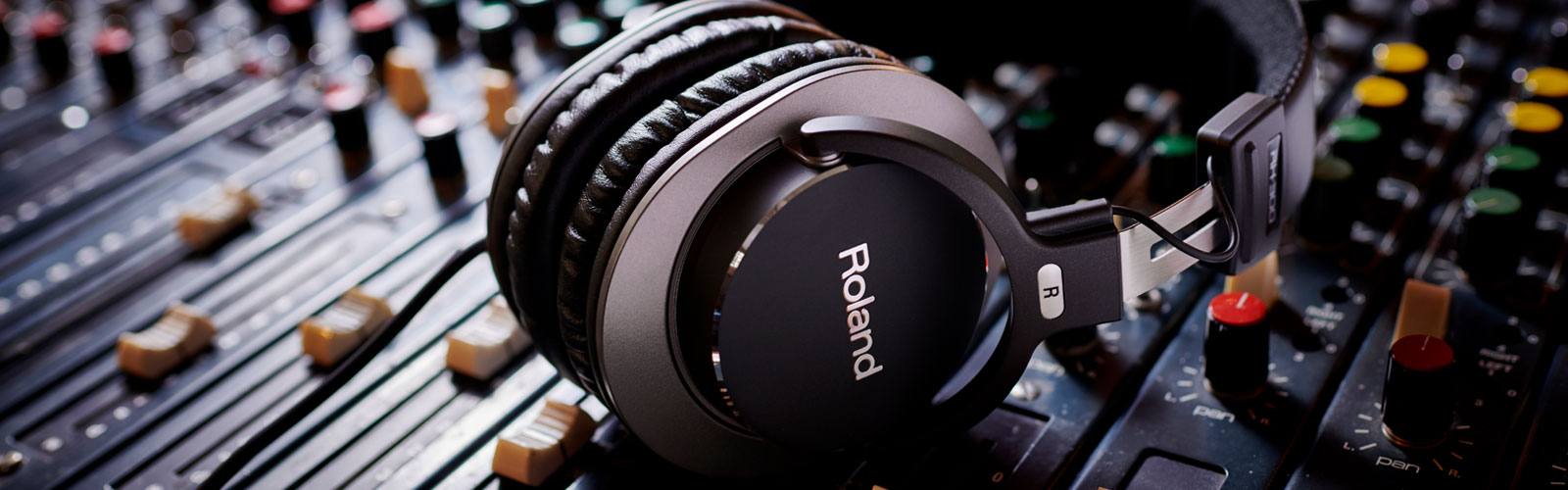 Amazon.com: Roland: Roland Headphones