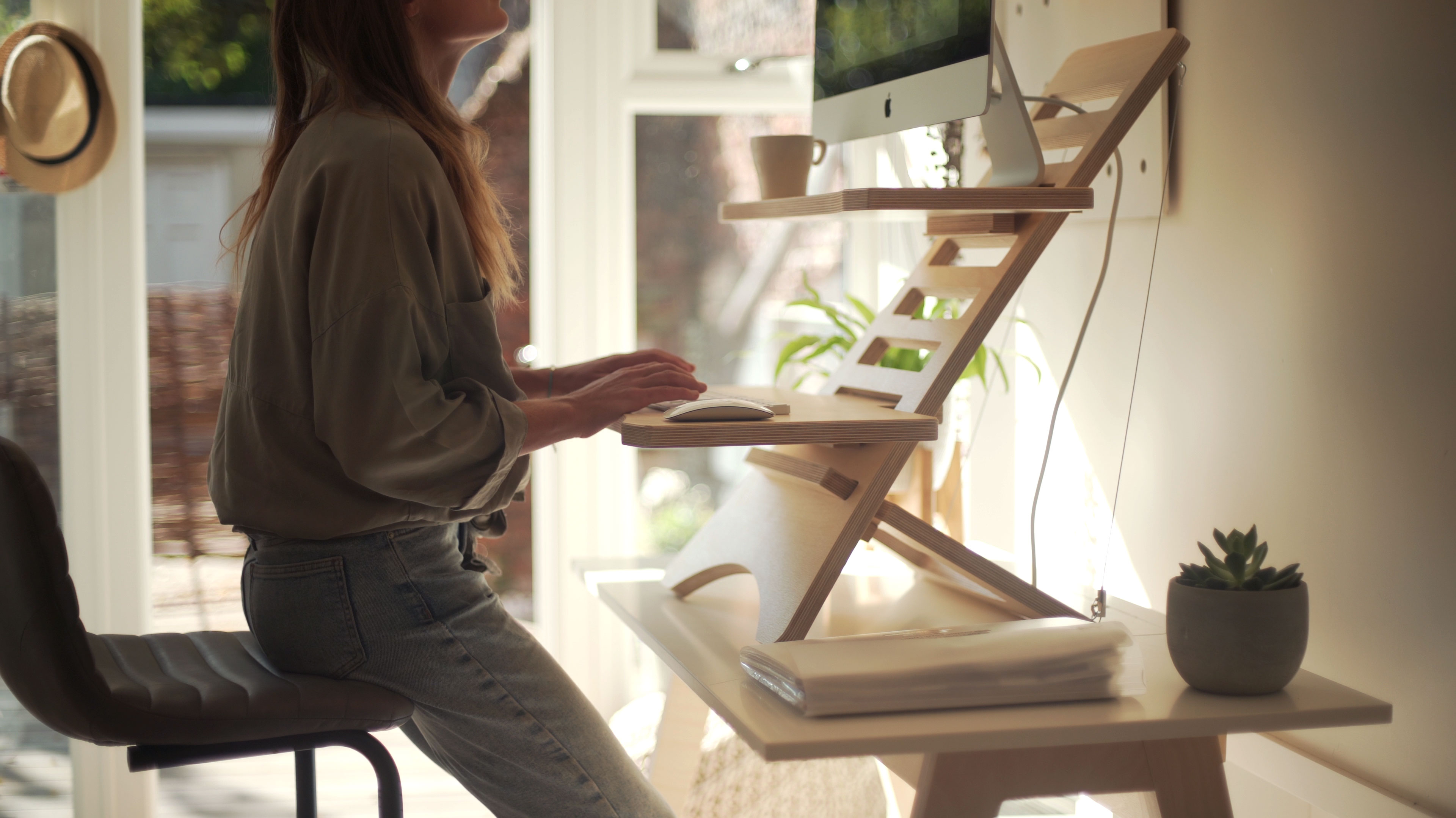 Amazon.co.uk: HumbleWorks.: Standing desk for Desktop