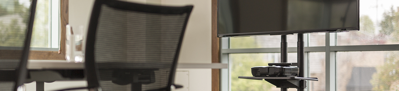 Amazon.com: Luxor Workspaces: Audio Visual